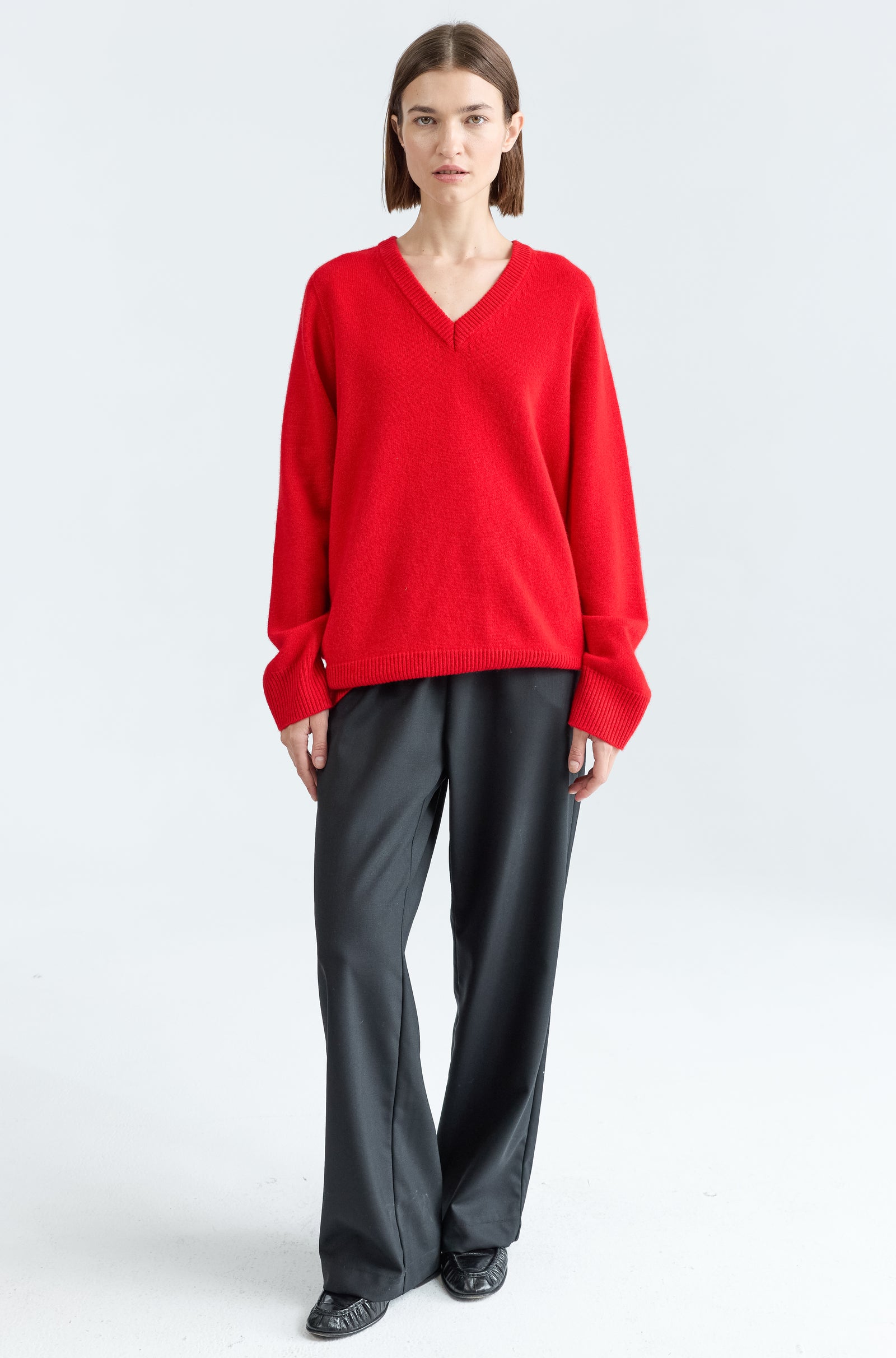 Almina Concept - Wool V Neck Sweater in Red